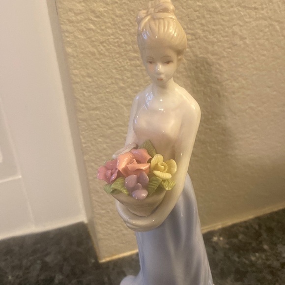 K’s Collections | Art | Ks Collection Englishlady Withflowers Porcelain Figurine | Poshmark